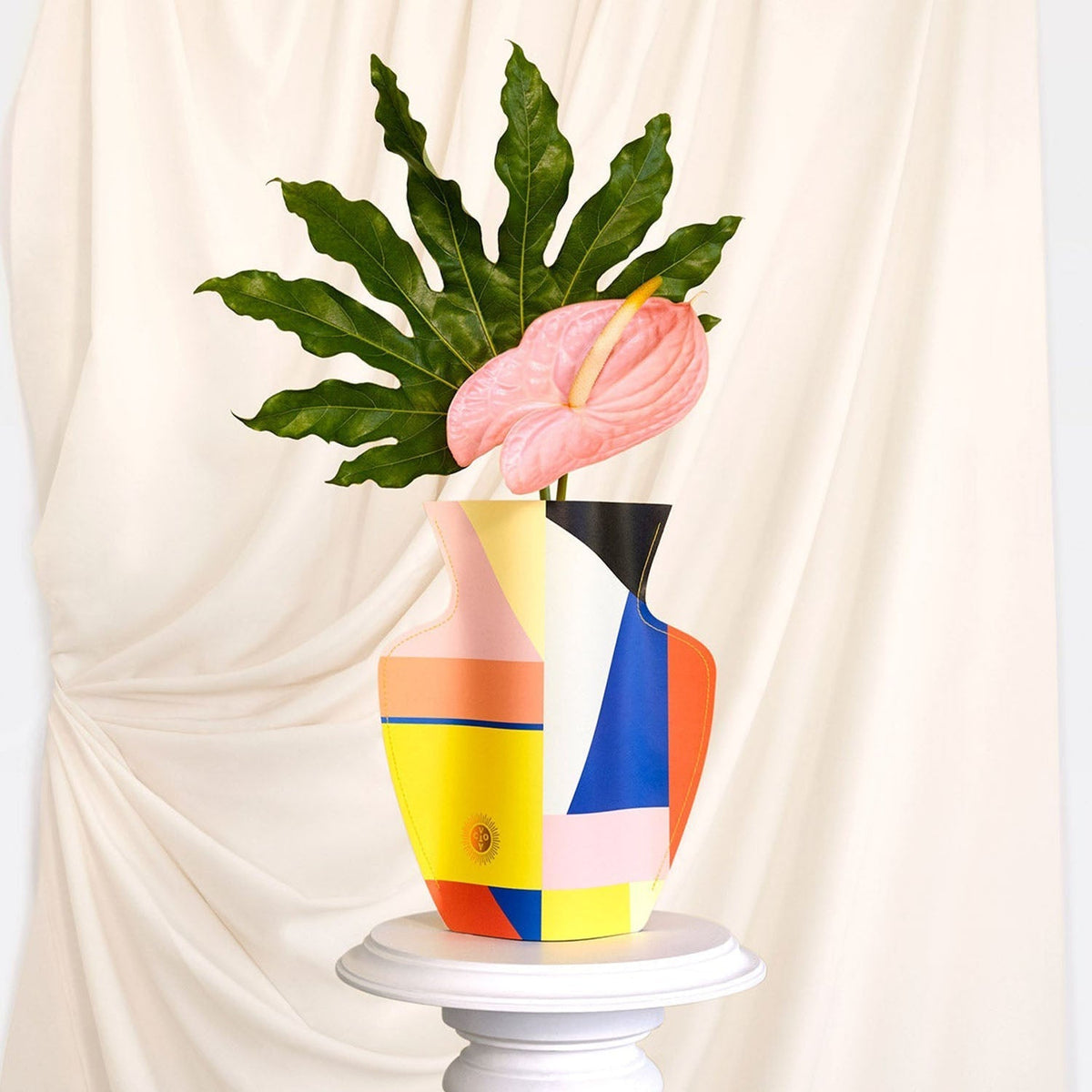 Paper Vase Bazaar by OCTAEVO